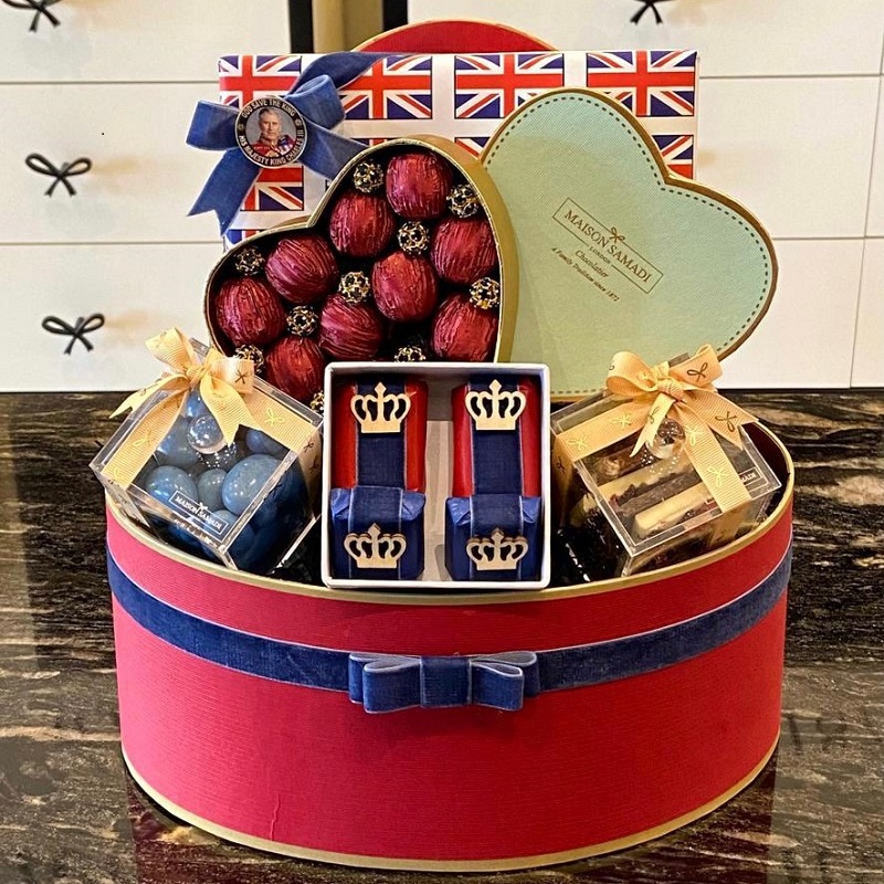 Celebrate the Coronation Day with Cosaporto! - Cosaporto